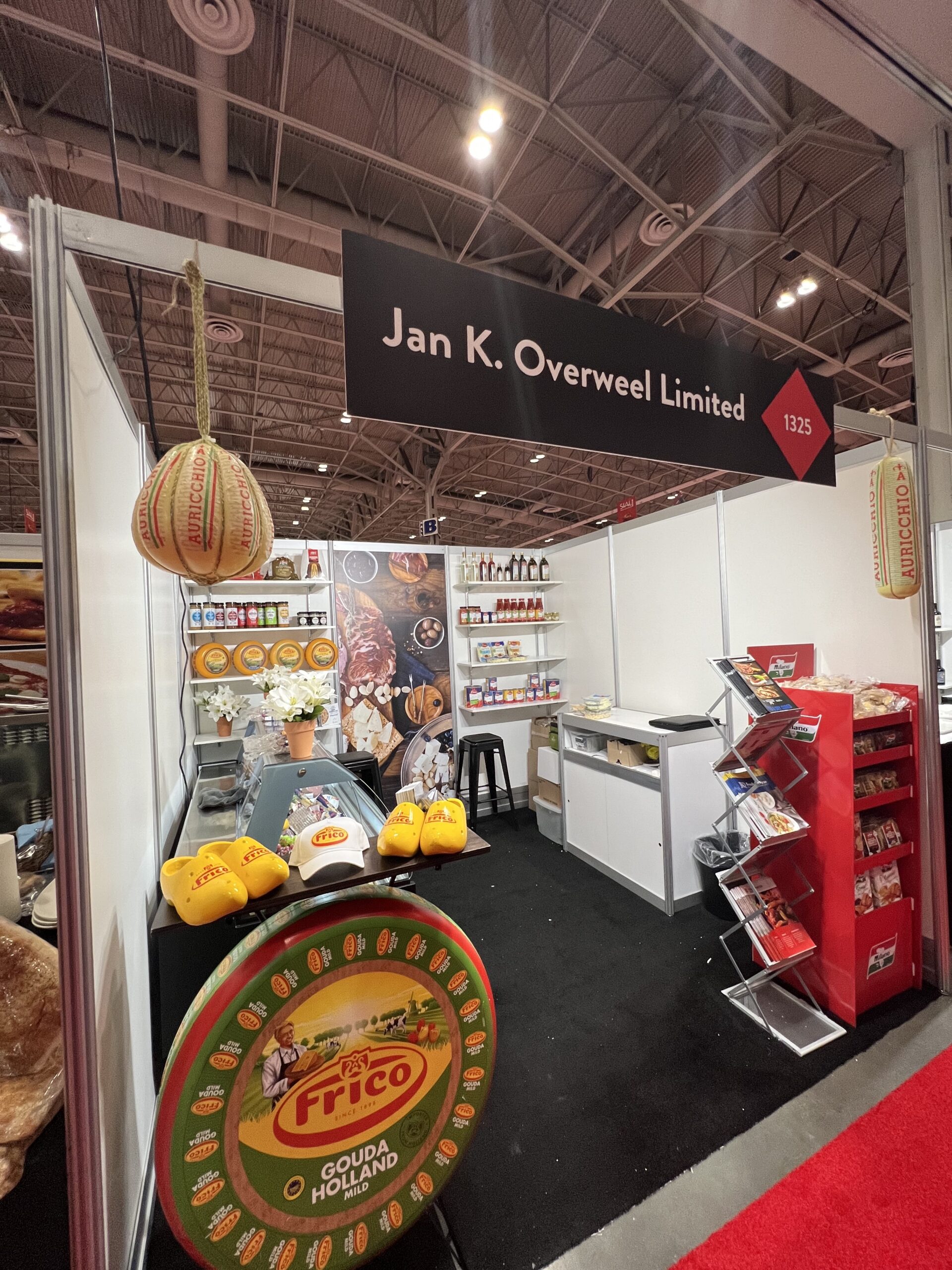 Jan K. Overweel | Well Traveled Tastes